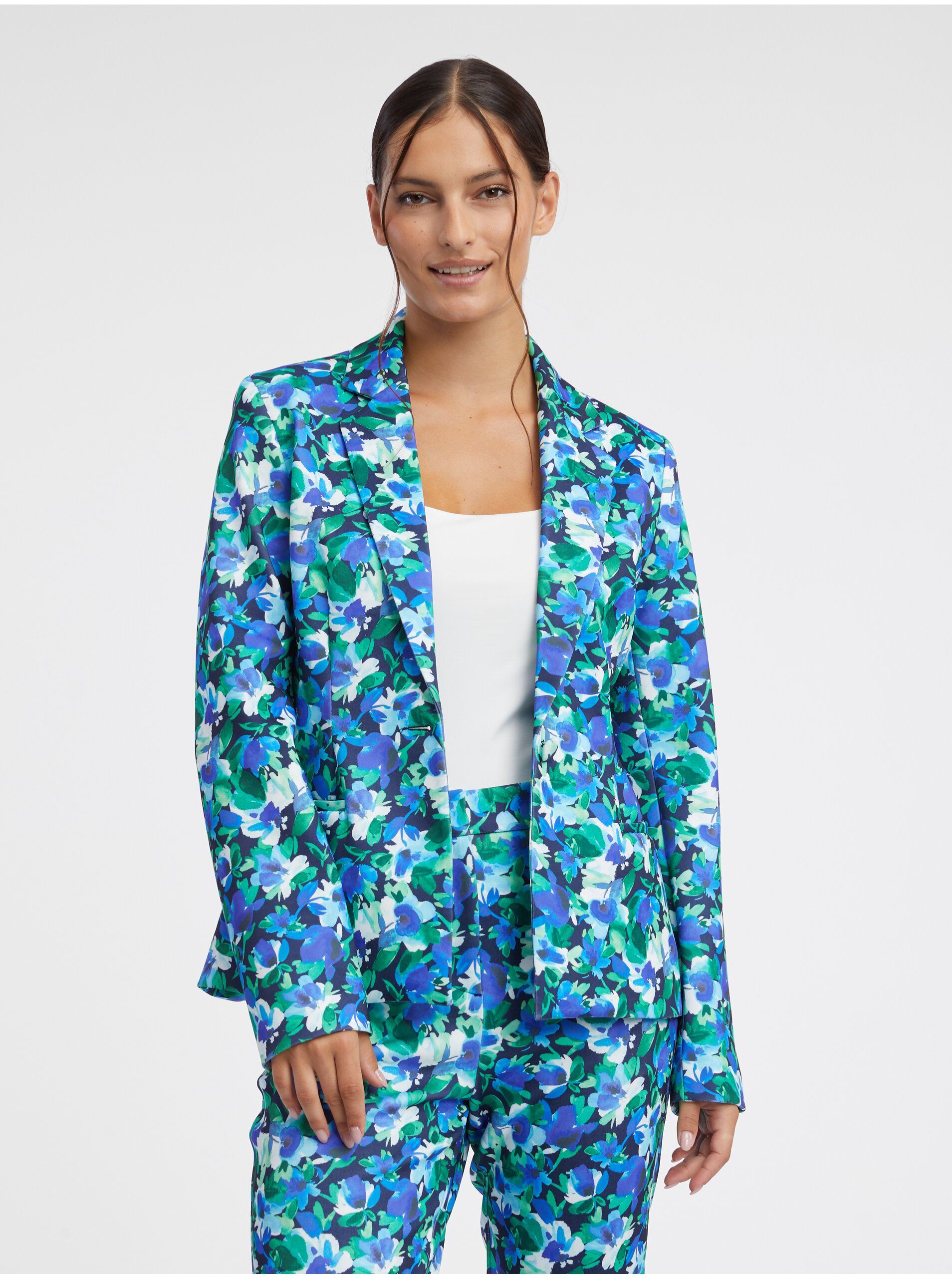 gr-ne-und-blaue-mit-blumenmuster-damenjacke-orsay-orsay-at-der